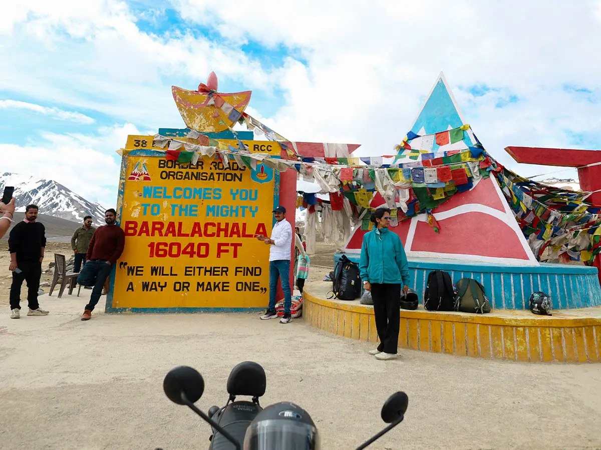 Baralacha La Pass – Himalayan High-Altitude Road Adventure